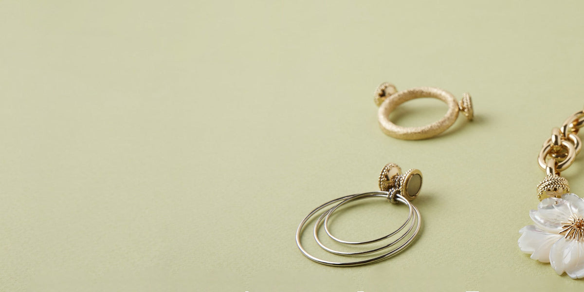 Best Sellers — Clara Williams